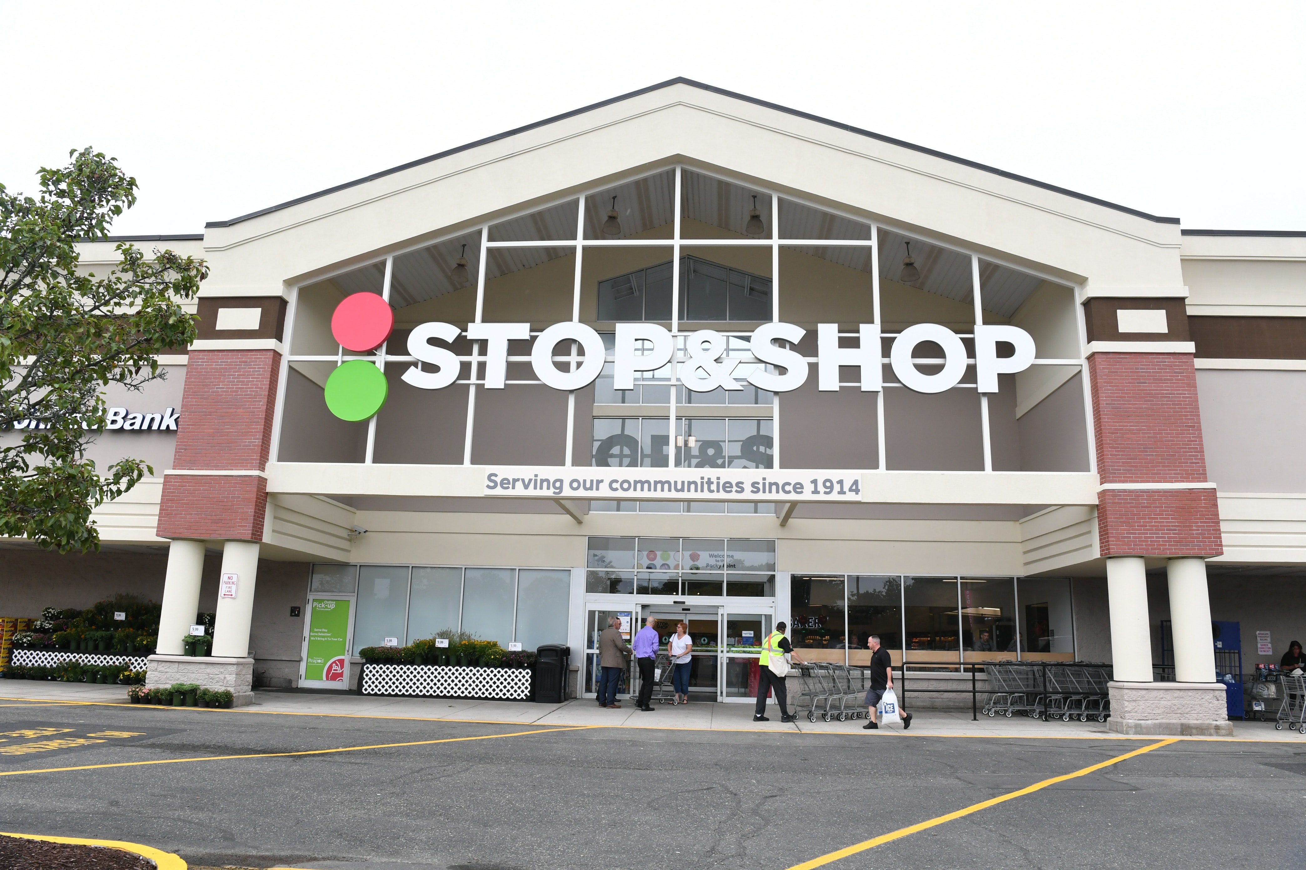 Stop & Shop, Major Northeast Grocery Store Chain, to Install 40 ...