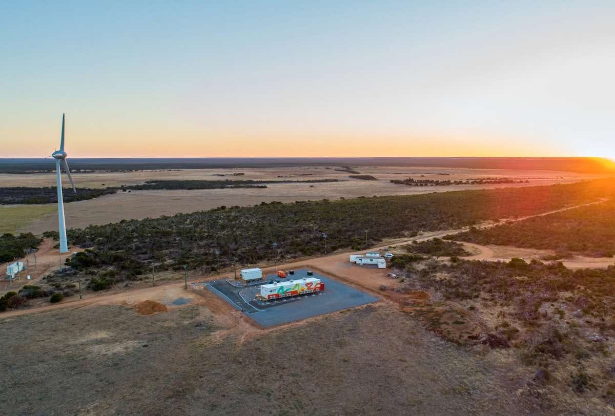All-renewable 5 MW Kalbarri microgrid goes live in Western Australia ...