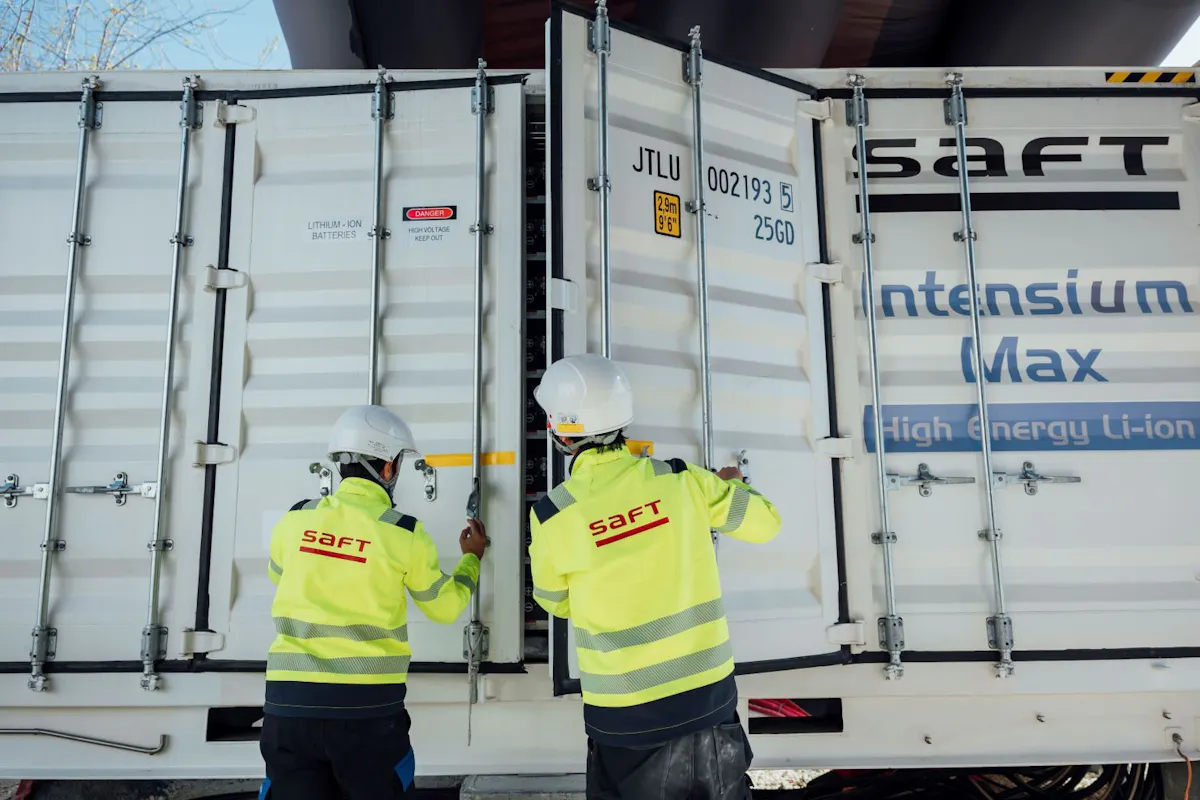 Microsoft Replaces Diesel Generators with Saft Batteries at Swedish ...