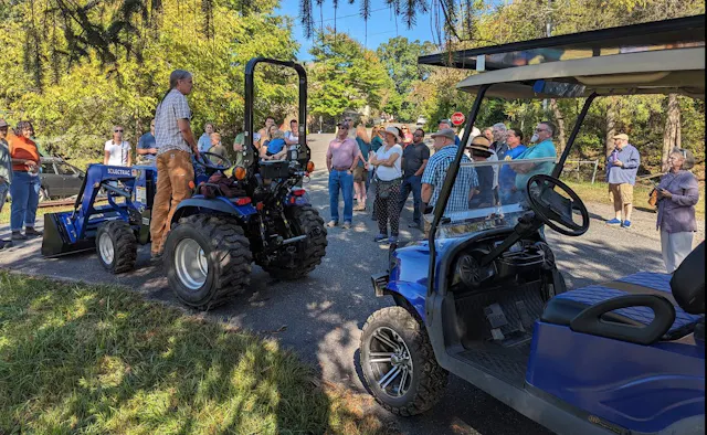 Sun-Charged Golf Carts, Electric Tractors Demonstrate Mobile Microgrids ...
